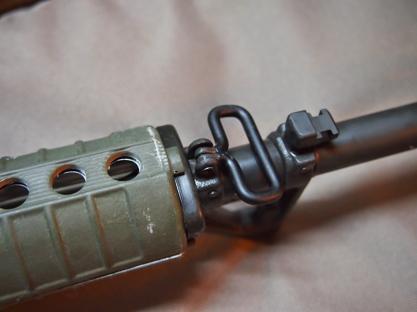 Mister Donut's Firearms Blog: Colt Canada SA20 - civvie version of the C7A2