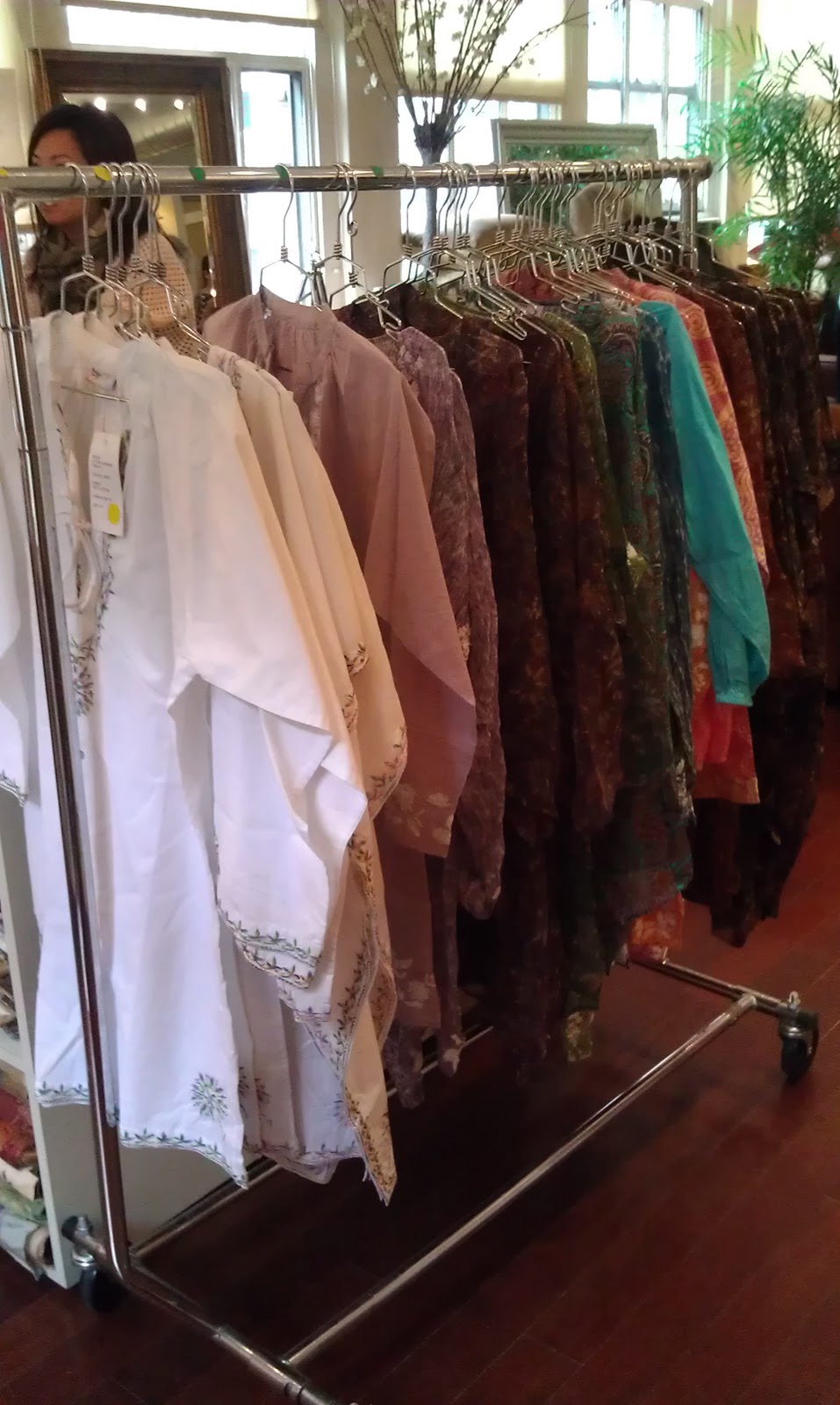 SugarRockCatwalk.com: Sample Sale Report: Bindya