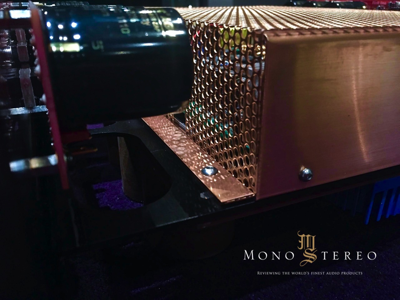 What’s on the inside of NEW Ubiq Audio Ubiqu ultimate integrated ...