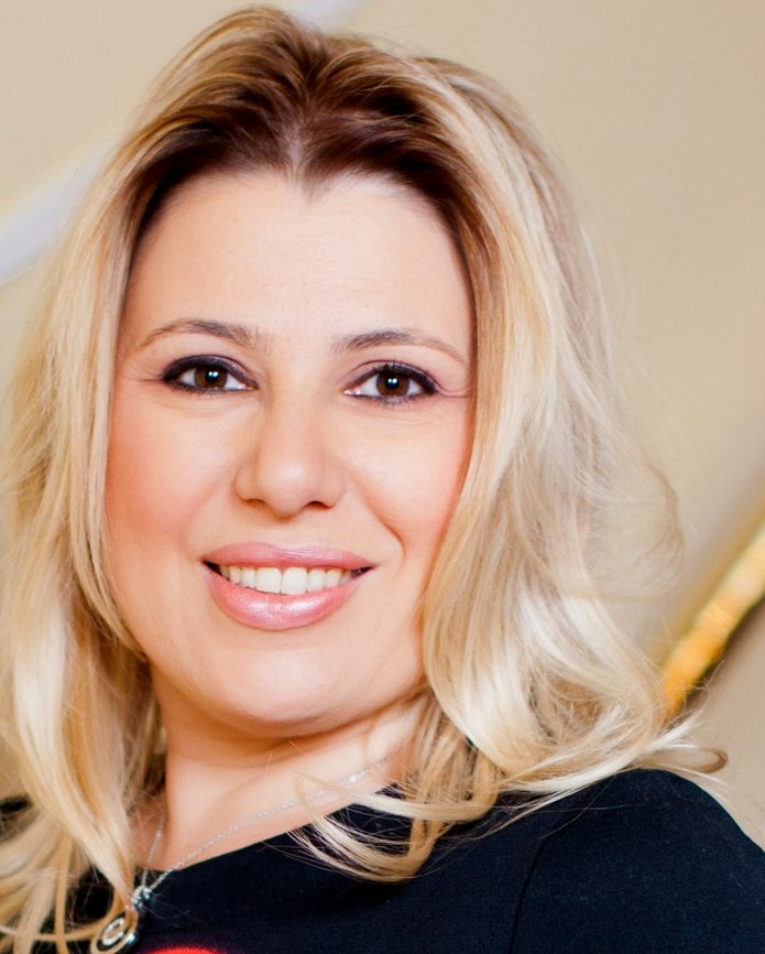 Mosaico Ajedrecístico Chess Blog: Susan Polgar: Calculate Deeper 2