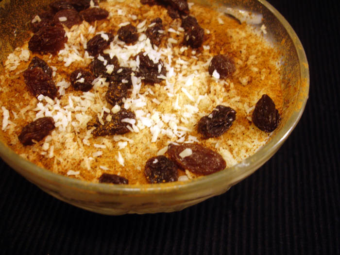 libyan food: Arabic Milk Pudding: Mahalabia محلبية