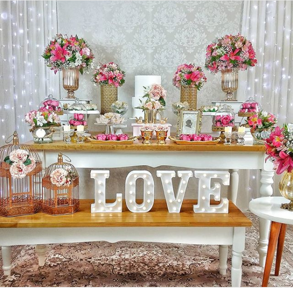 10 ideas de figuras con luces led para ambientar tu fiesta