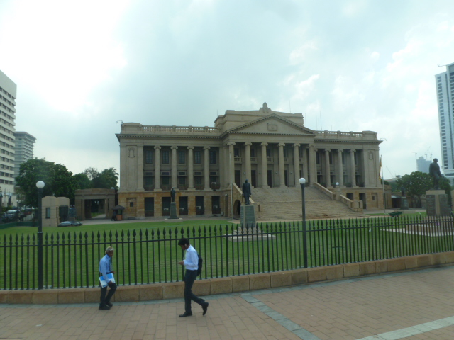 untxinTDM: halte à Colombo