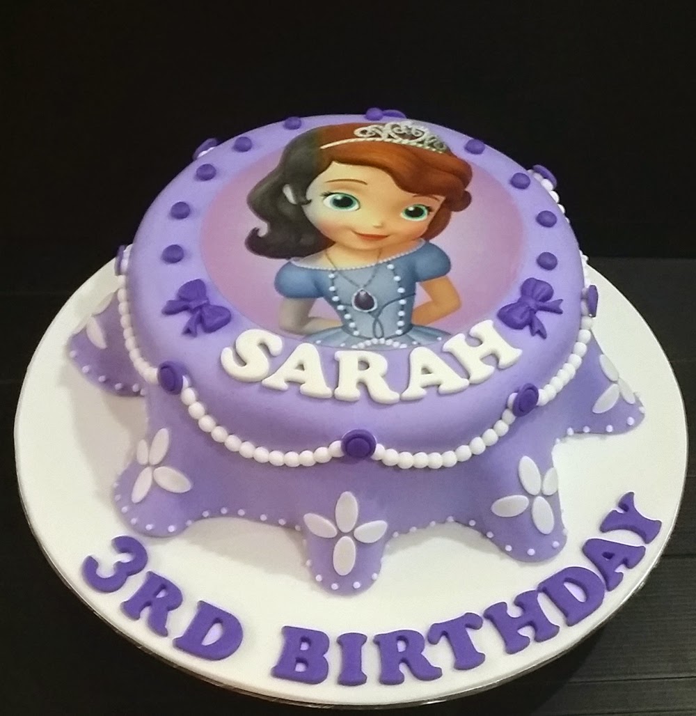 Cupcake Divinity: Sarah Sofia The First Princess Cake