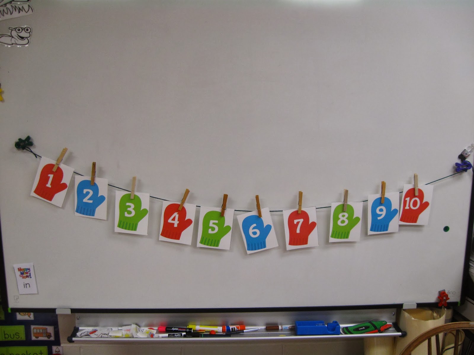 Crayons & Cuties In Kindergarten: Snowball Fight...Kindergarten Style ...