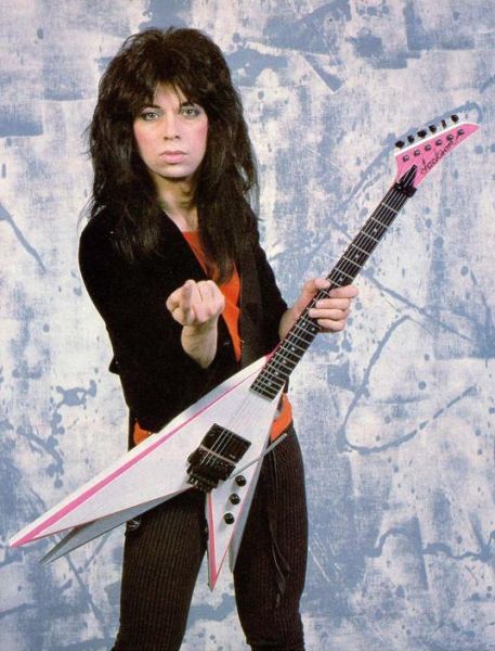 Ese maravilloso mundillo llamado HEAVY: ¿QUE FUE DE...VINNIE VINCENT