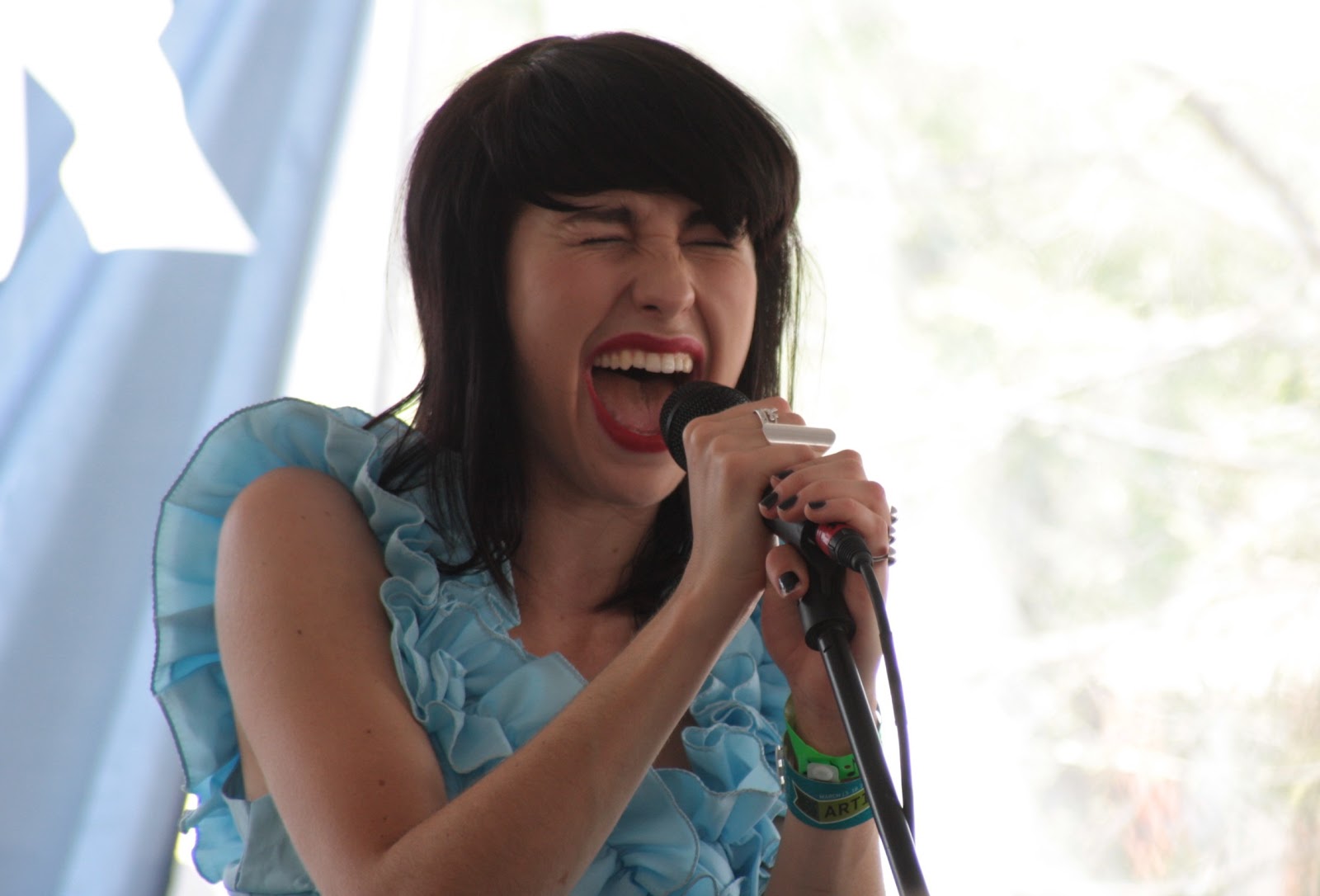 2011 Hairstyles Pictures: Kimbra Hairstyles - Kimbra Is The Most ...