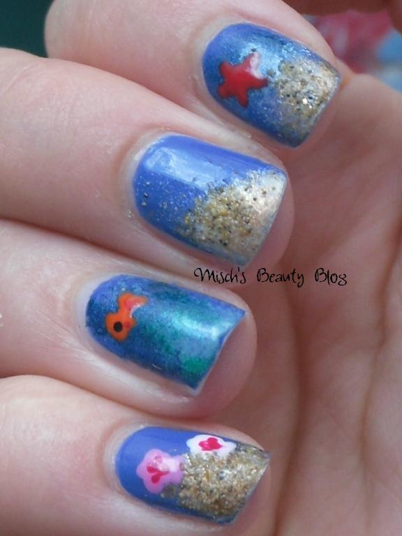 Misch's Beauty Blog: NOTD July 5th: Sea World Nail Art