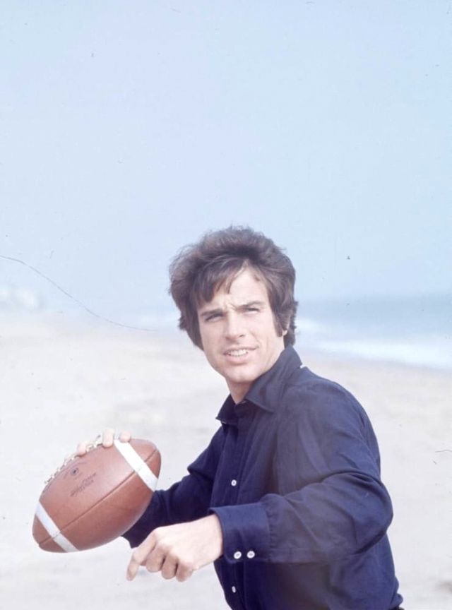 33 Gorgeous Photos of Warren Beatty in the 1950s and 1960s ~ Vintage ...