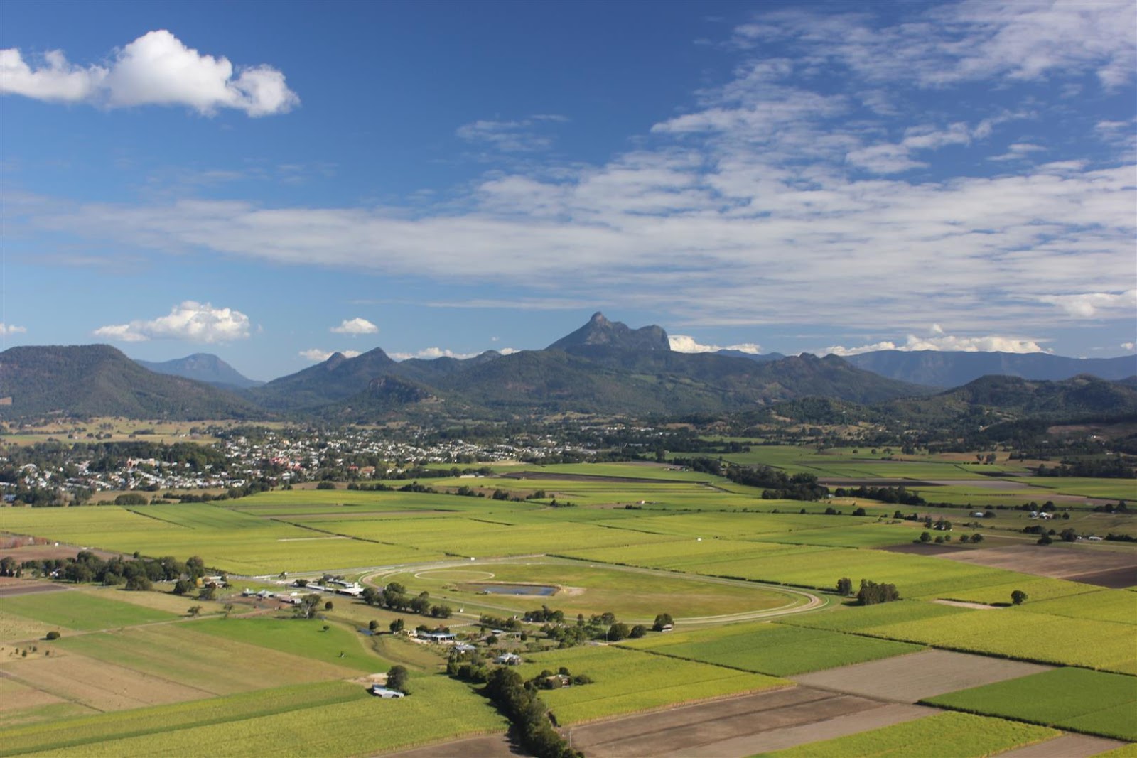 Into the Tweed Volcano Crater