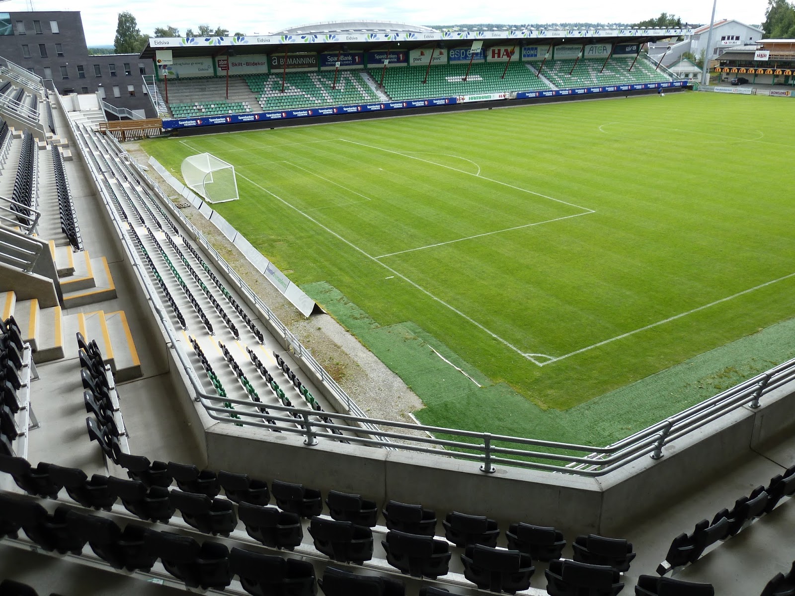 Extreme Football Tourism: NORWAY: Hamarkameratene Fotball