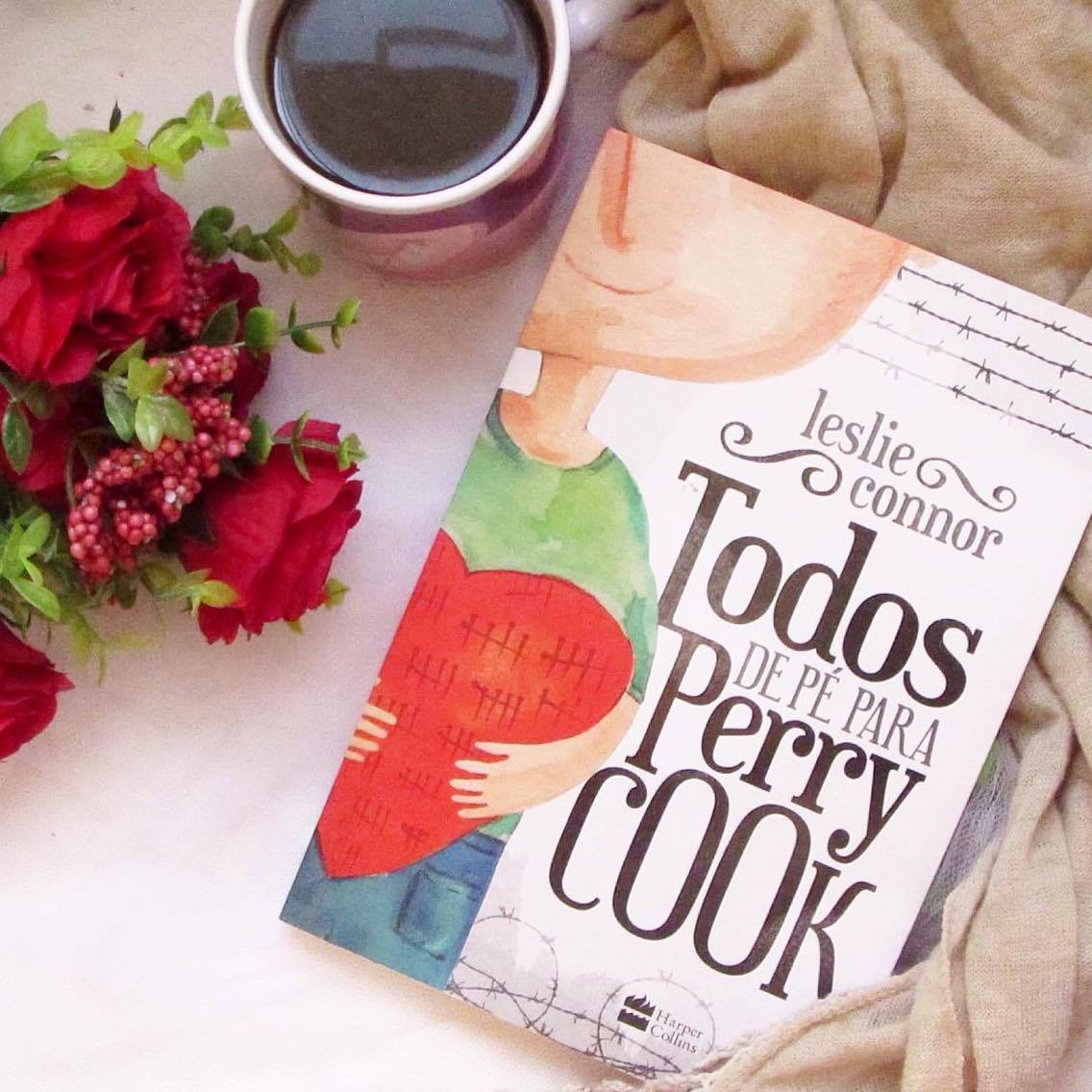 Resenhando: "Todos de pé para Perry Cook", da Leslie Connor - Lê e ler