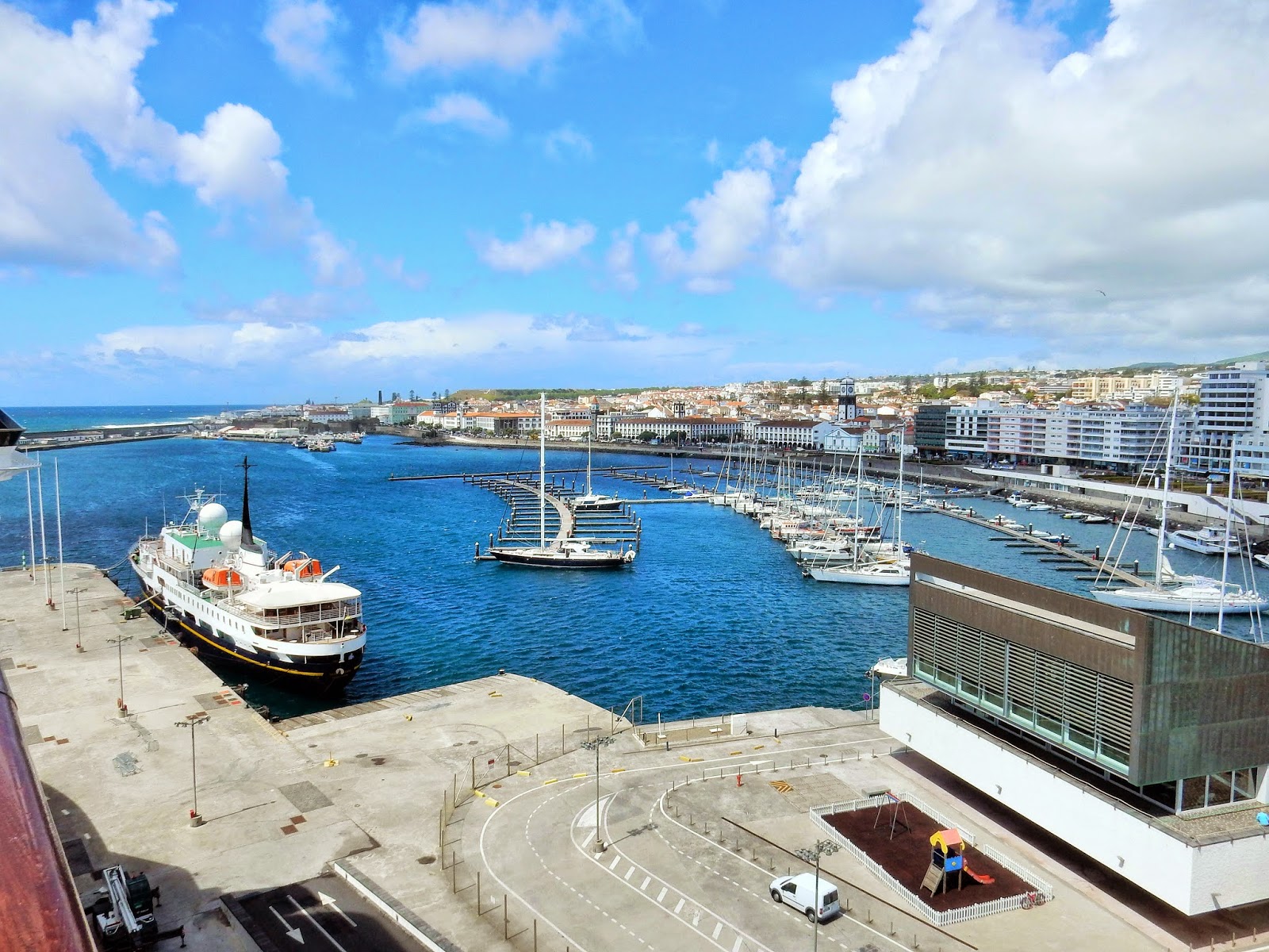 My Travel Blog: Ponta Delgada, Azores (Portugal)