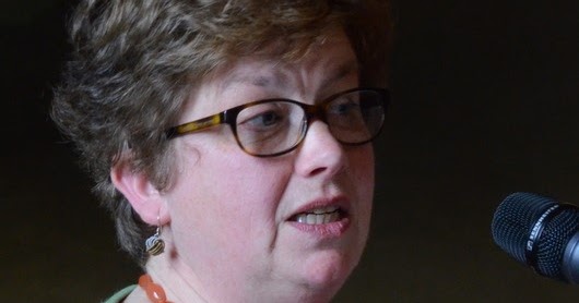 Opening Lines #1: with Lindsey Fraser - Words&Pictures