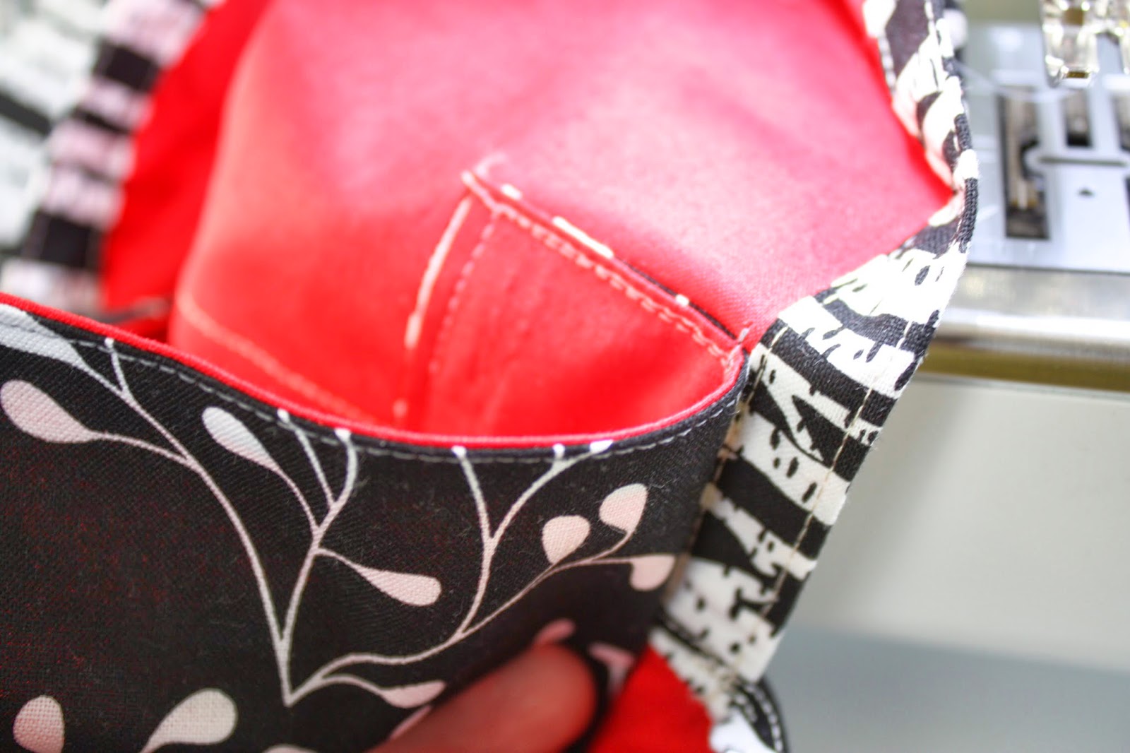 Easy Mod Messenger Bag Tutorial