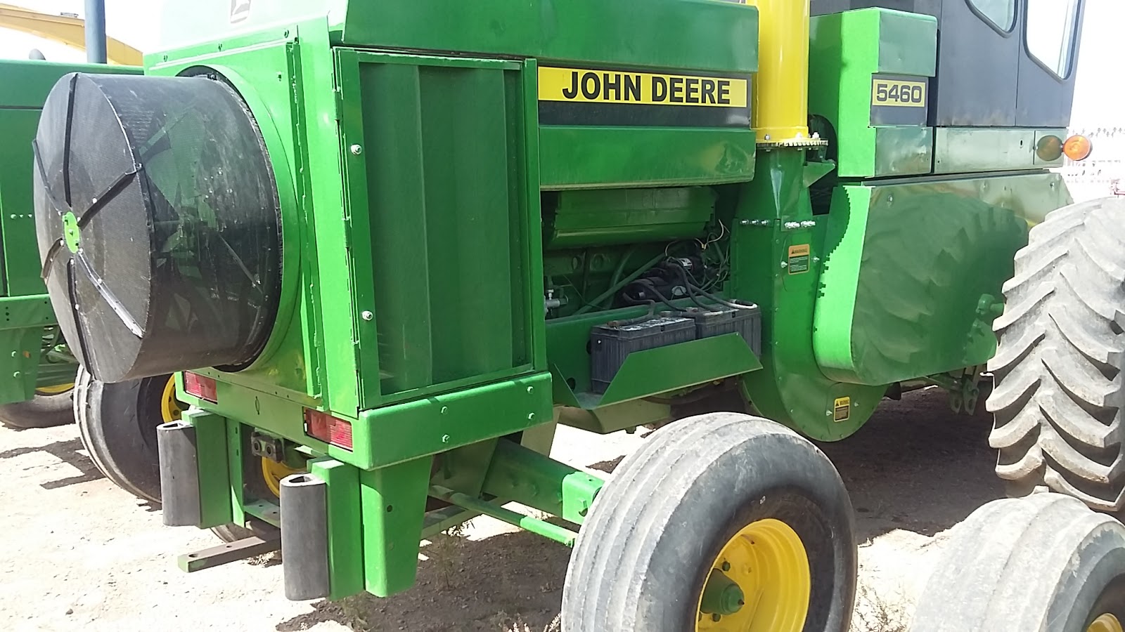 MAQUINARIA AGRICOLA INDUSTRIAL: Ensiladora John Deere 5460 de 3 Surcos ...