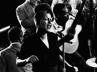 Dazzling Divas: Billie Holiday