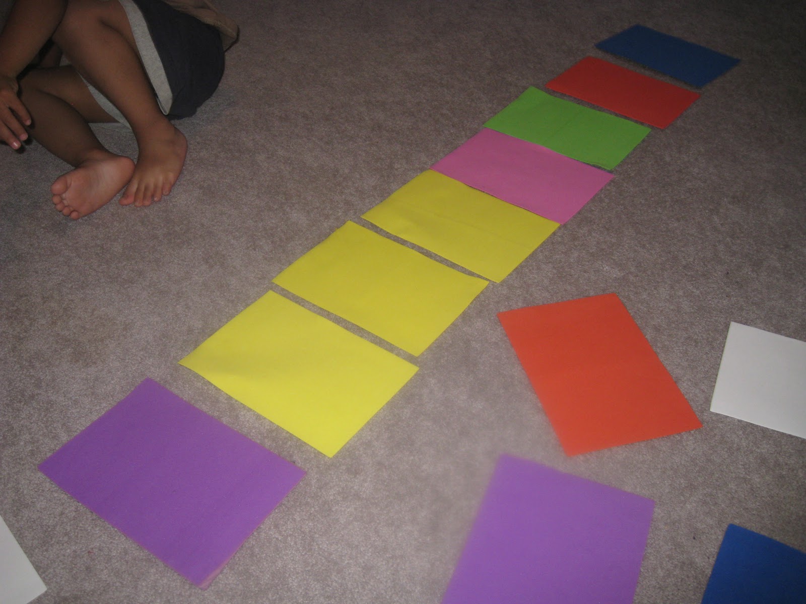 SENSORIAL COLOR ACTIVITY: Matching Foam Sheets