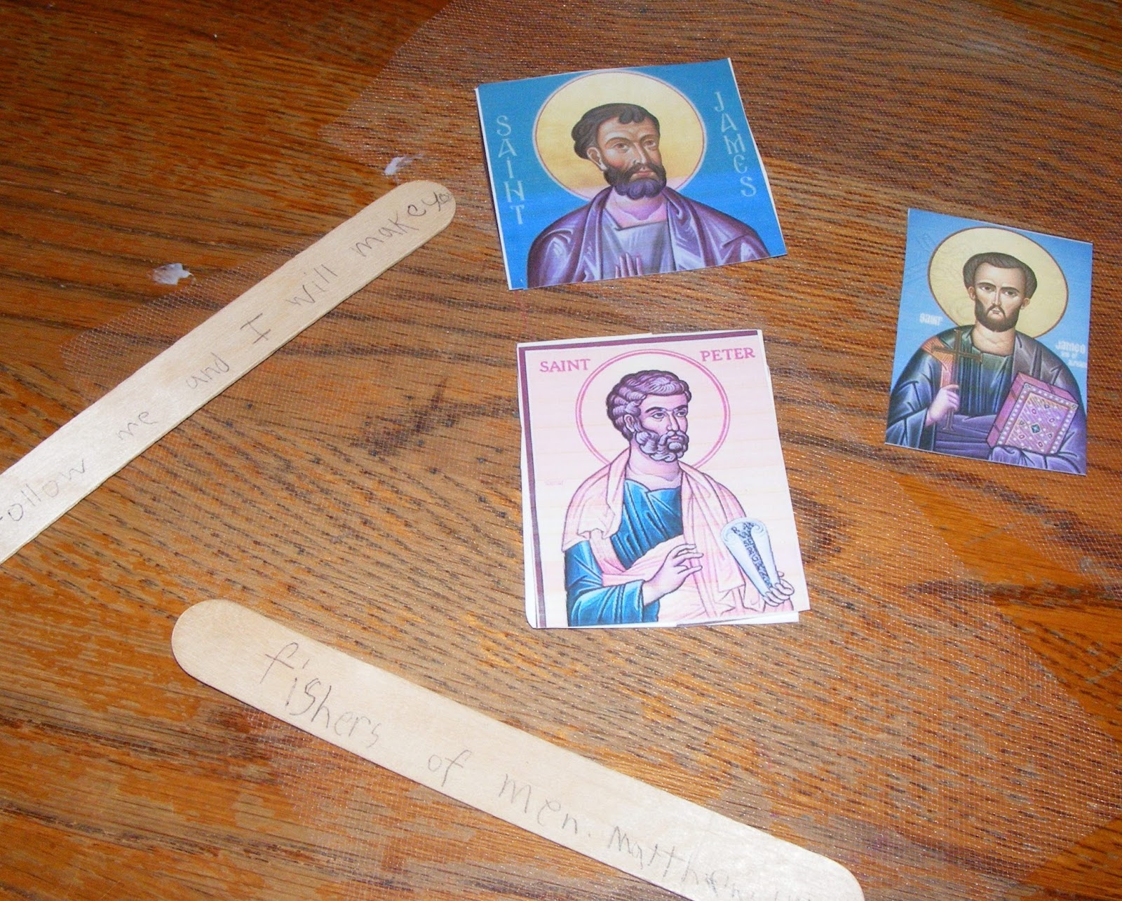 Ten kids and a Dog: The Miracles of Jesus & Crafts