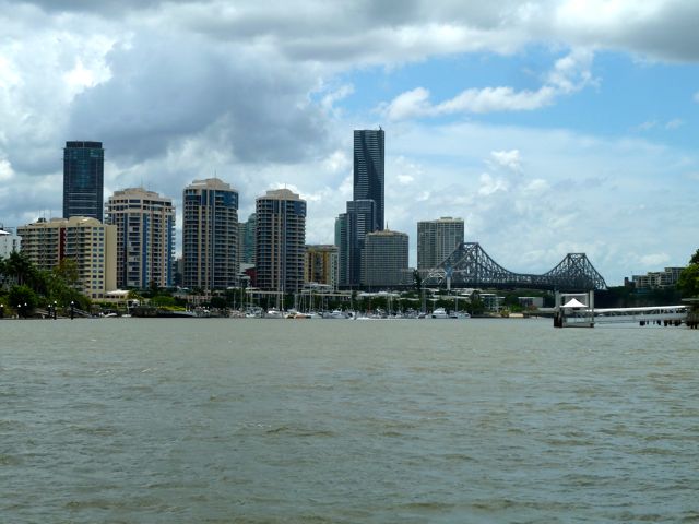 Peter and Vicki's Travel Blog: Out and about in Brisbane - the River City