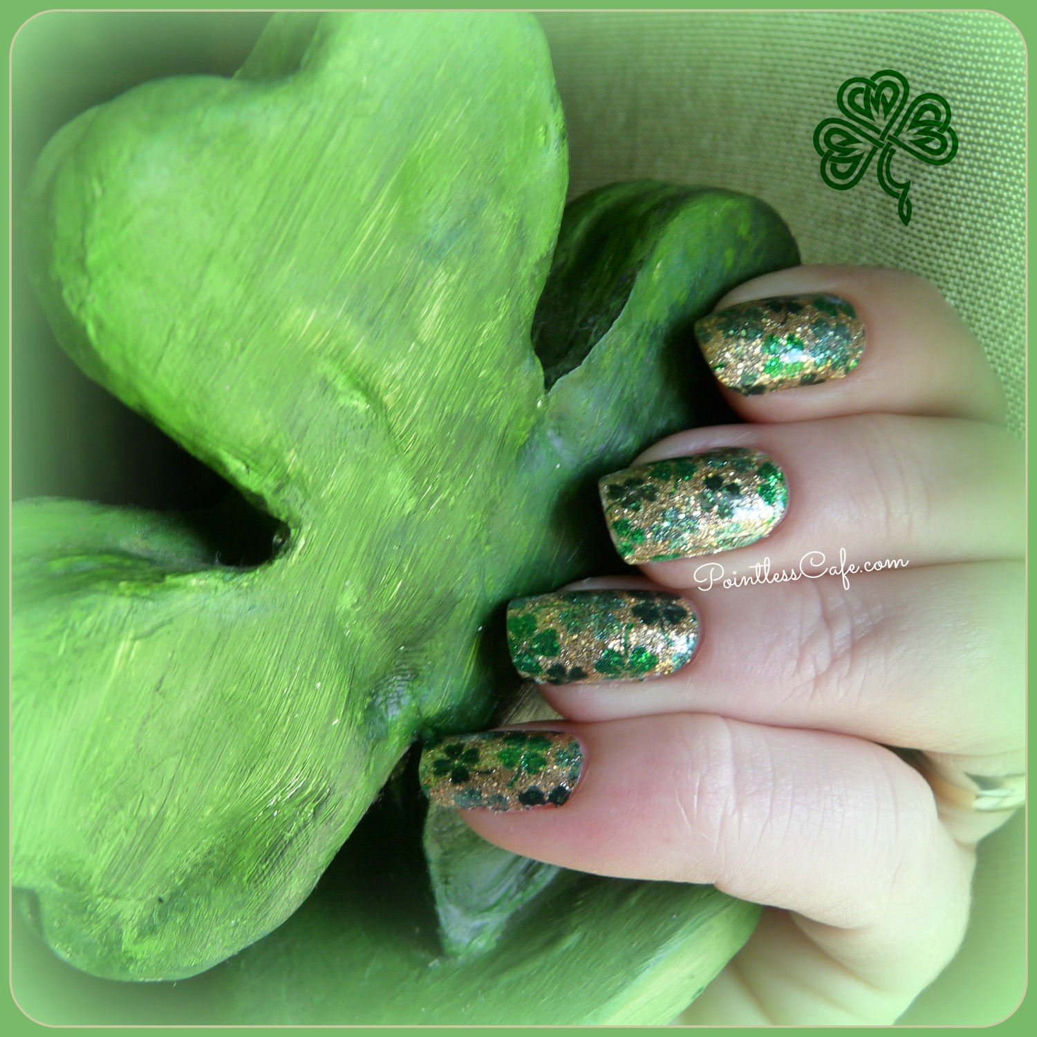 Happy St. Patrick's Day Mani with Incoco! | Pointless Cafe