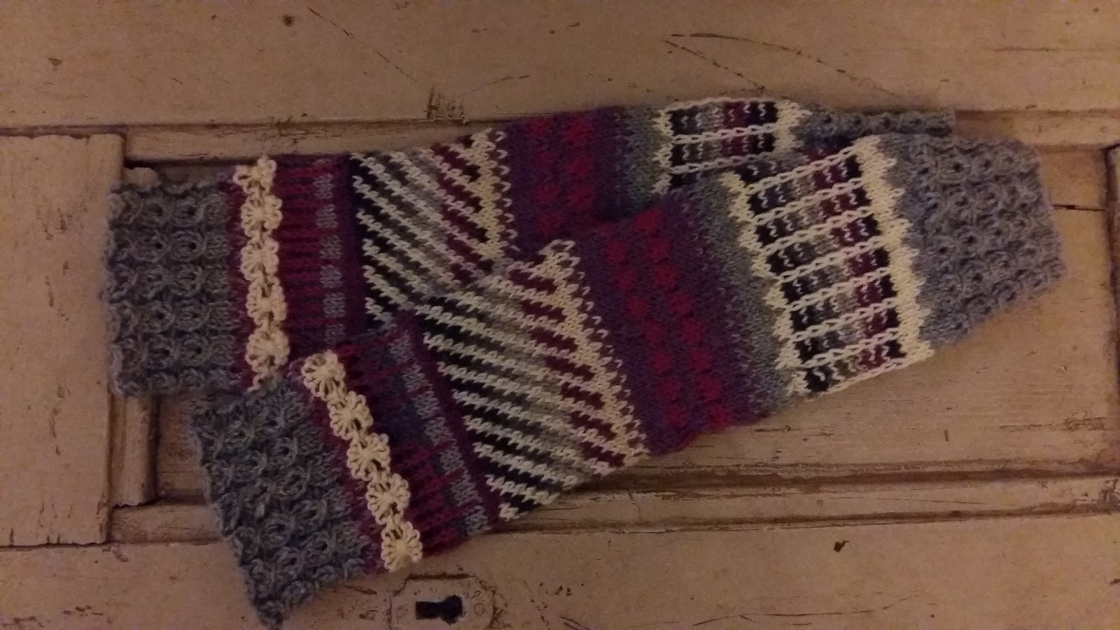 Satuaarre: Anelmaiset