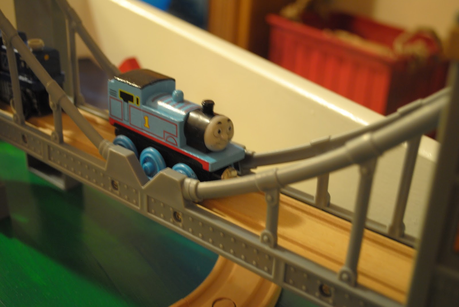 The Kroh's Nest: Train Table Makeover