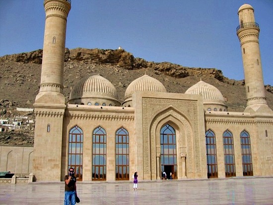 Welcome to the Islamic Holly Places: Bibi-Heybat Mosque (Baku ...