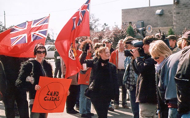 Anti-Racist Canada: The ARC Collective: Fromm Supports Gary McHale. Again.