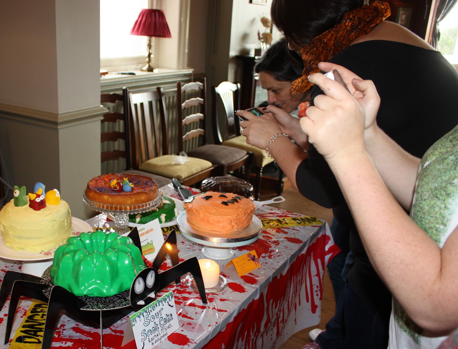 Clandestine Cake Club Bolton - Monster Mash! | Dollybakes