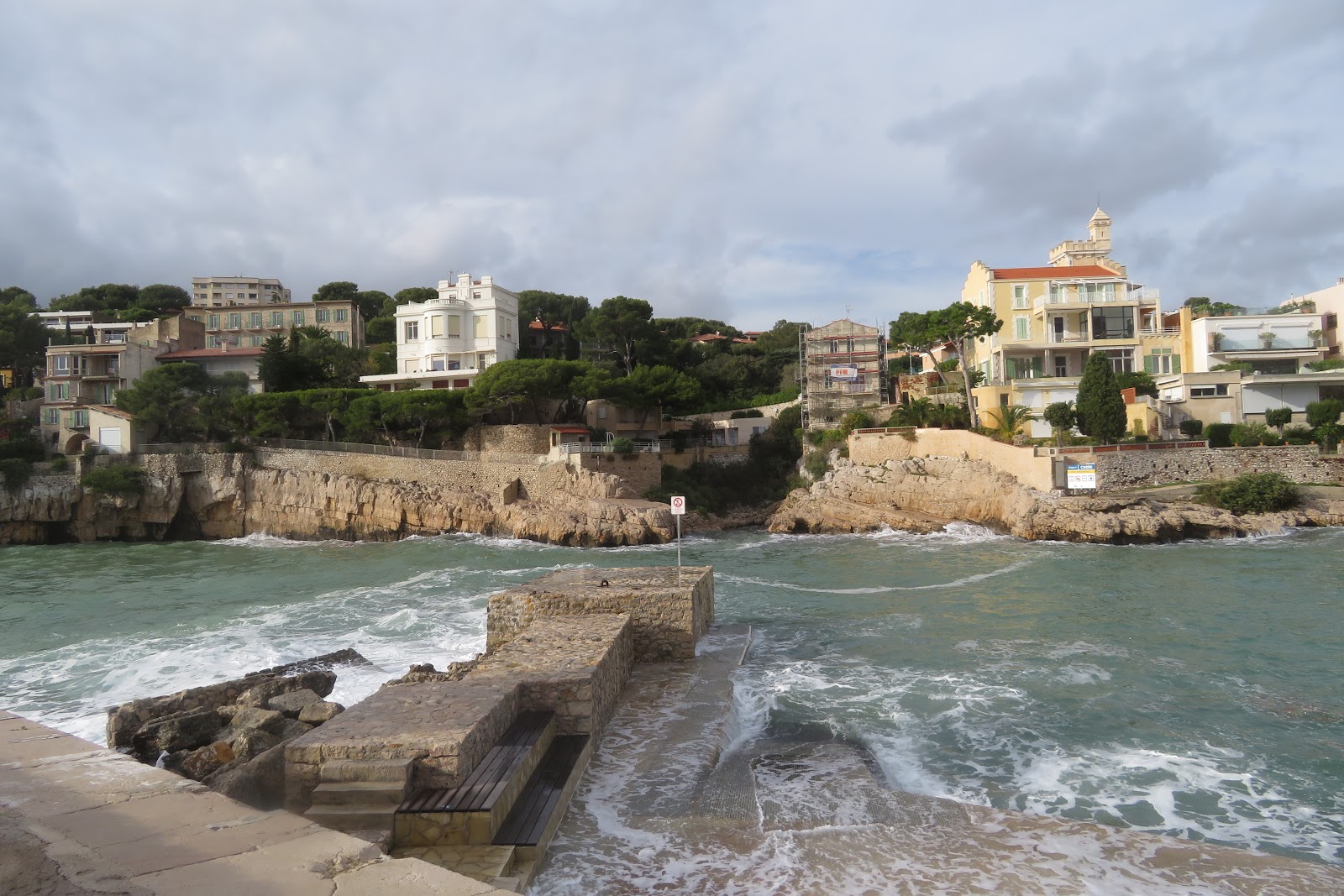Haihui prin Lume : Cassis