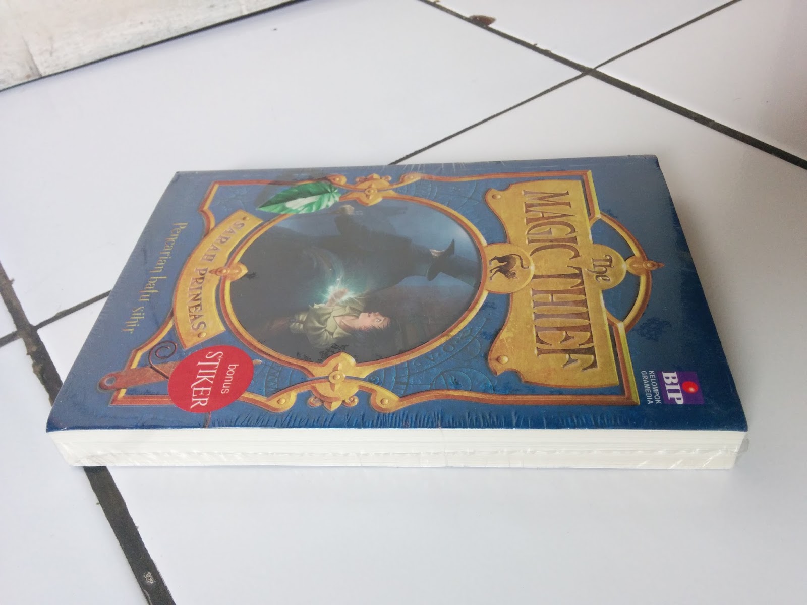 The Magic Thief: Pencarian Batu Sihir (Buku Satu) | Aksiku Toko Buku ...