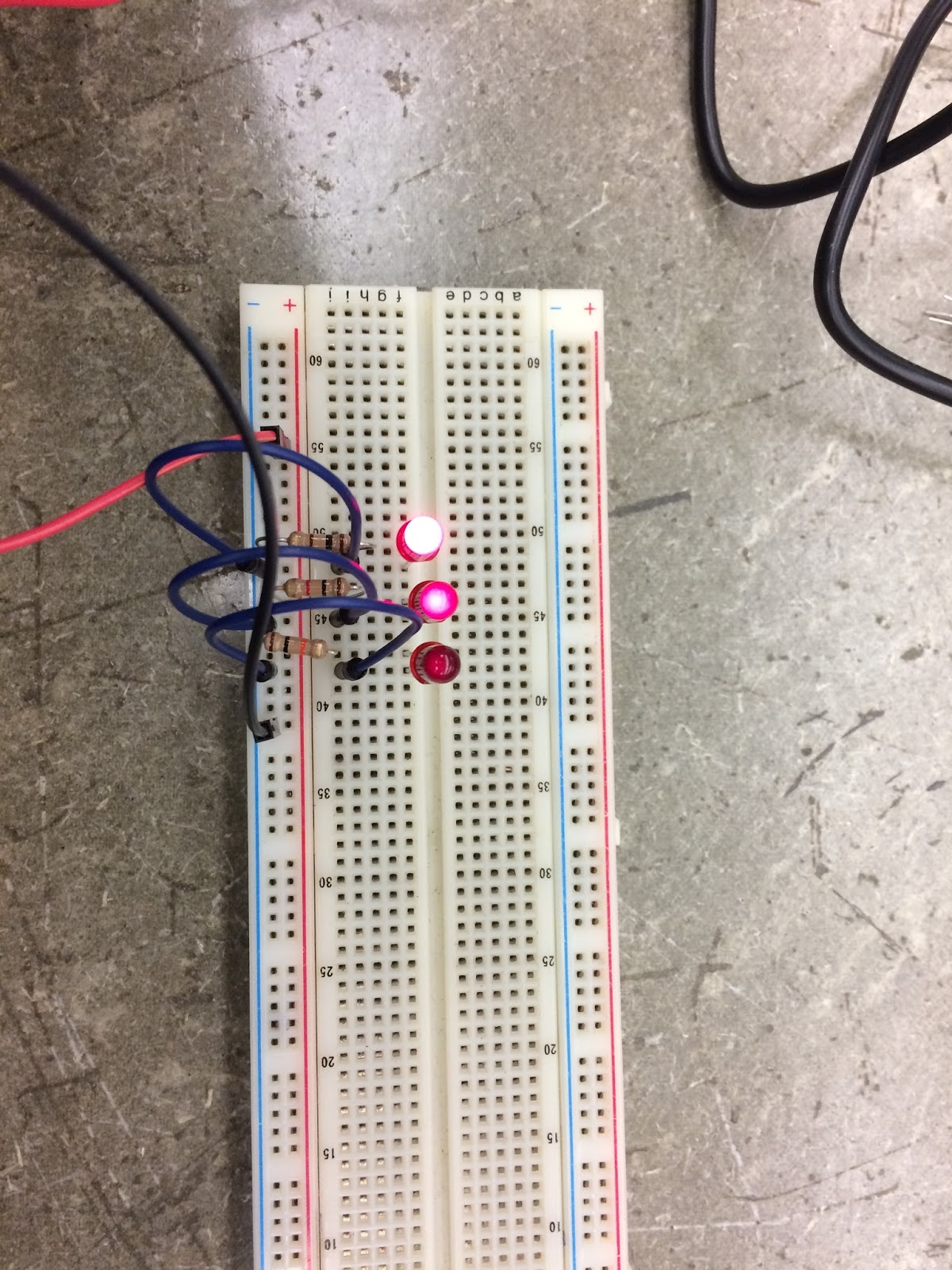 Electronics 10 pdelarosa: Lab 2 - Introduction to Using a Breadboard