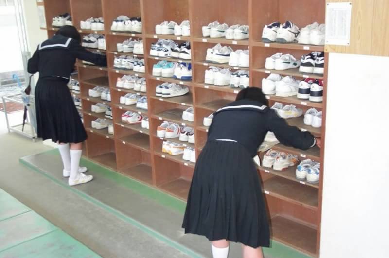 Japanese Culture: Apa itu Uwabaki?