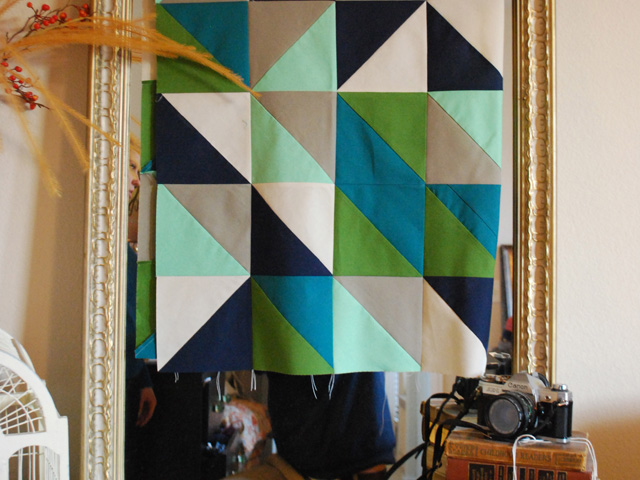 Bright Linen: Tutorial: Fat Quarter Half Square Triangle Baby Quilt
