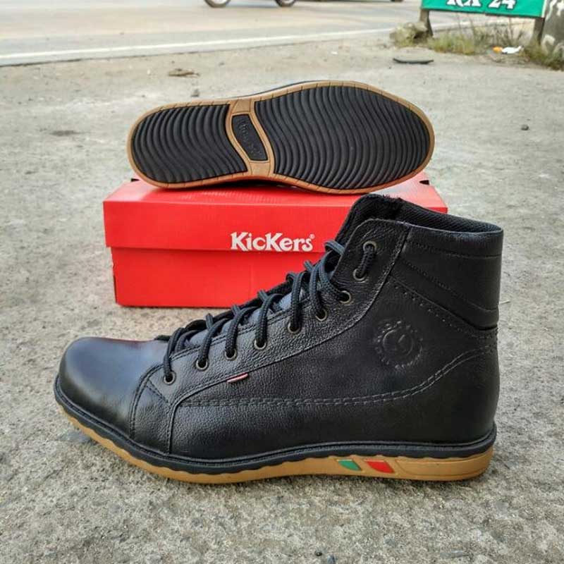 Sepatu Kickcer's Boot Hitam [Kickers-9001] | Omsepatu.com