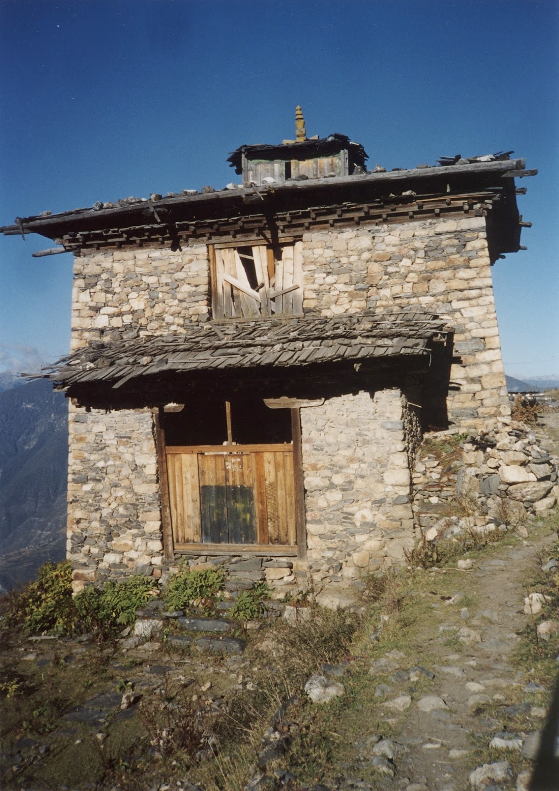 In the footsteps of Joseph Rock 重走洛克路: Random photo: Mundon temple
