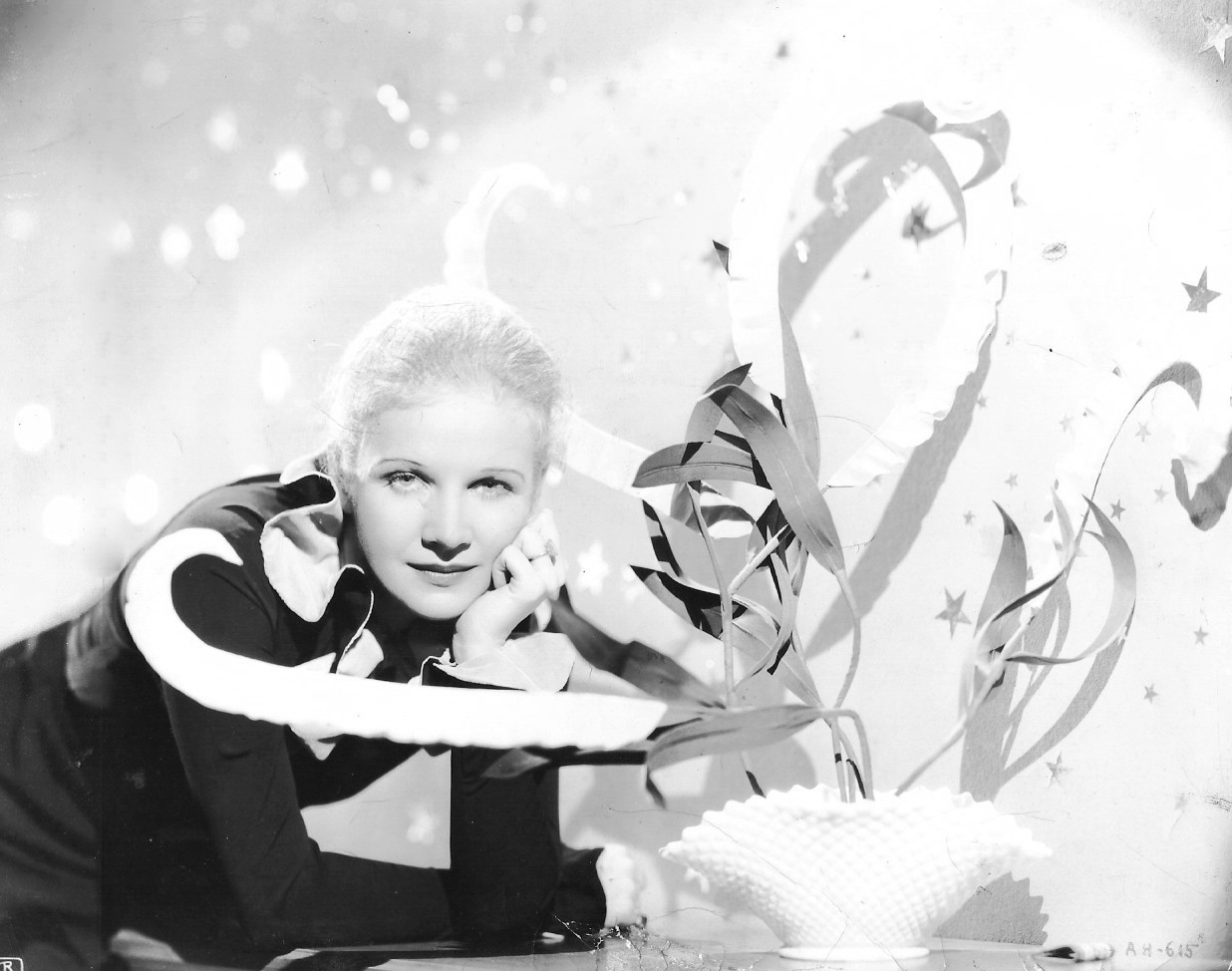 It's The Pictures That Got Small ...: THE SATURDAY GLAMOUR 15!