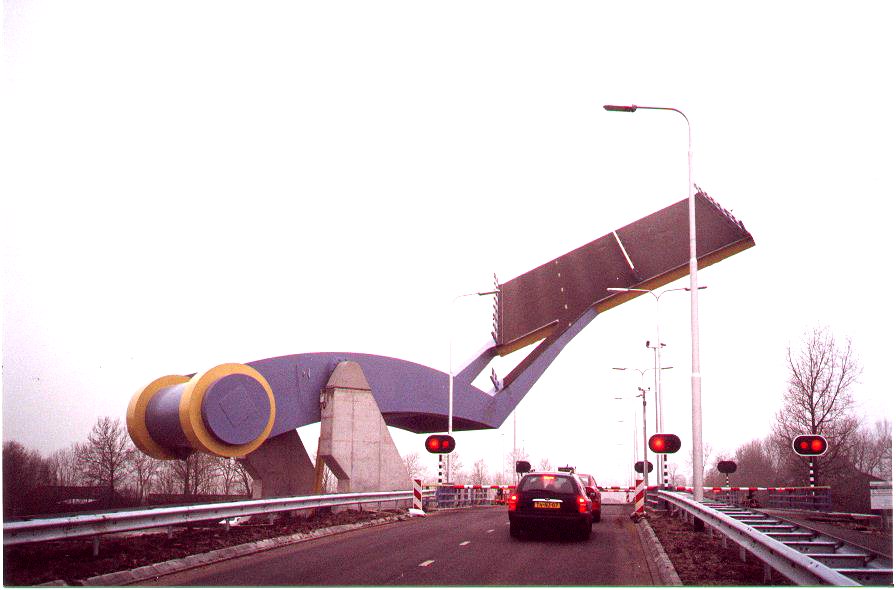 14 самых удивительных мостов мира | Интересное