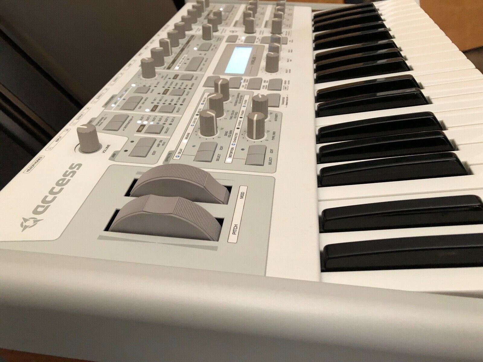 MATRIXSYNTH: Access Virus TI2 Polar 37-Key Synthesizer