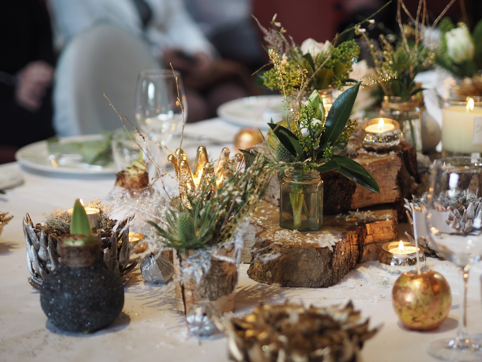 How To Create a Festive Table! - Fashion Mumblr