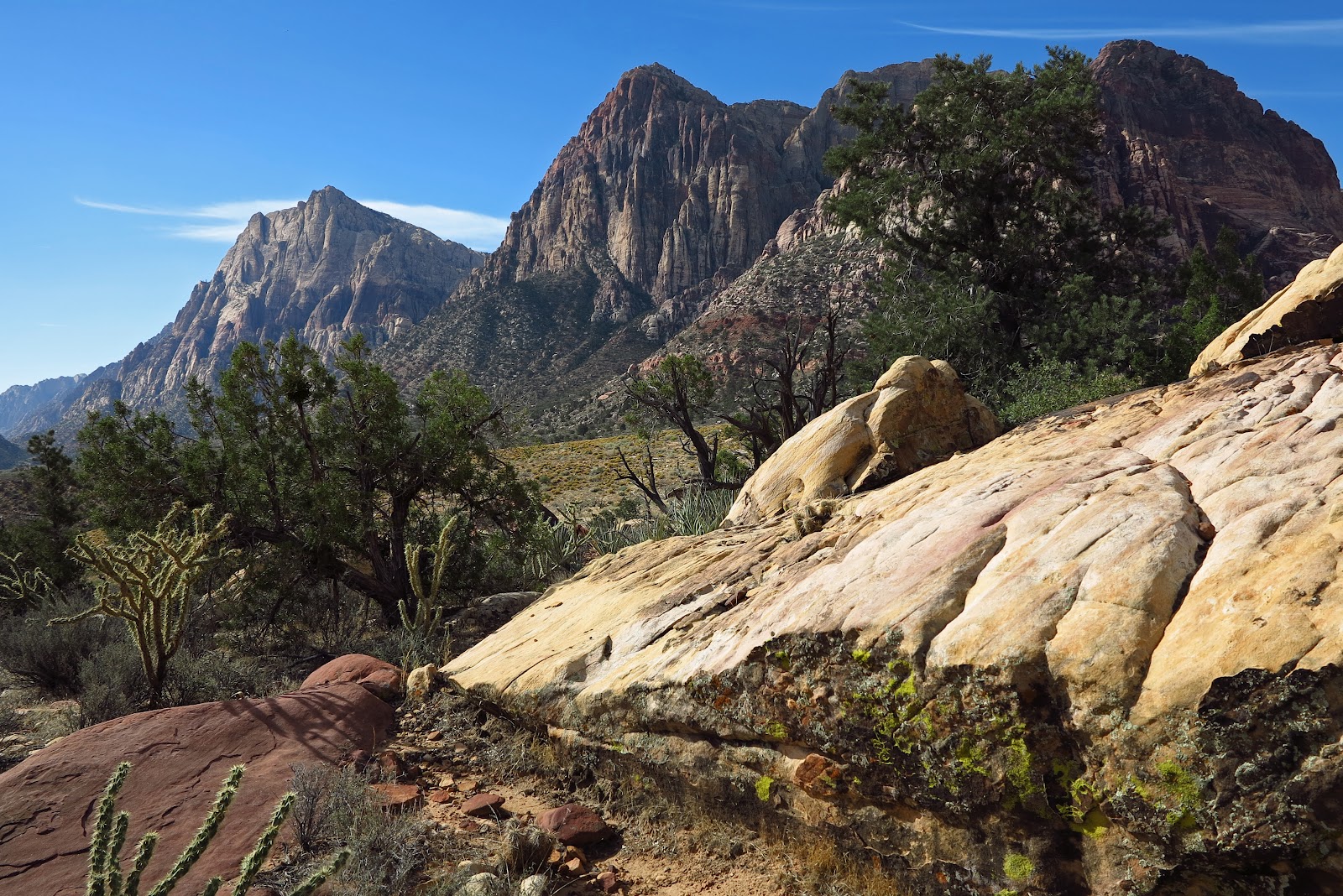 Around the Bend Friends ®: Escarpment Base Trail - 10/8/12