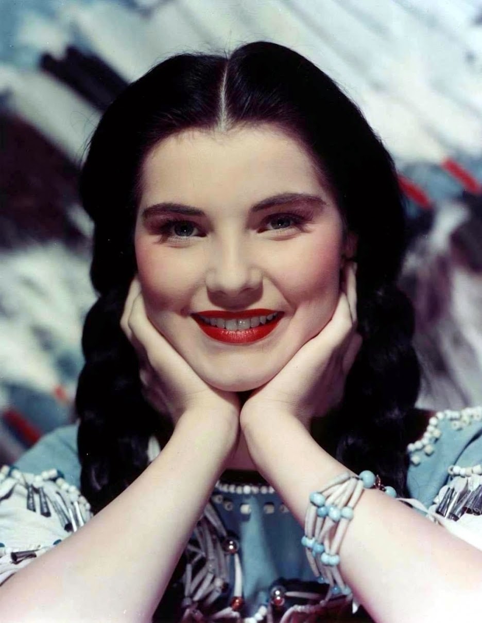 Laura's Miscellaneous Musings: Happy Birthday, Debra Paget!