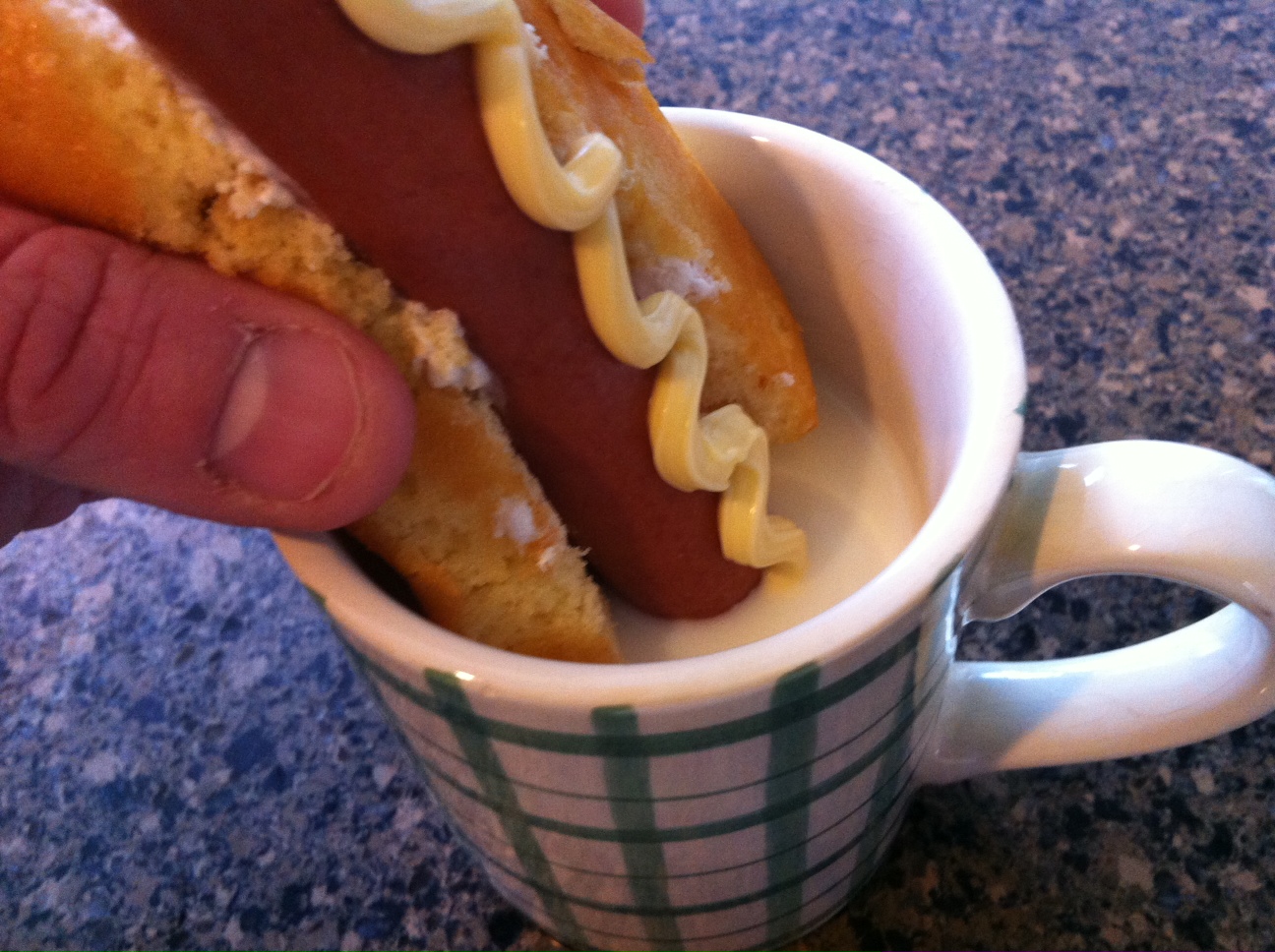 Woodsie Bake: TWINKIE WIENER SANDWICH!