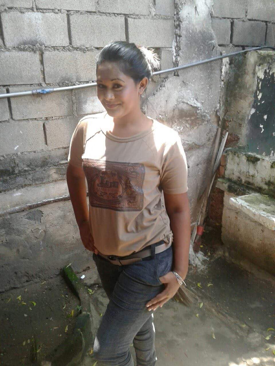 lanka wal kolla: සෝම අක්ක