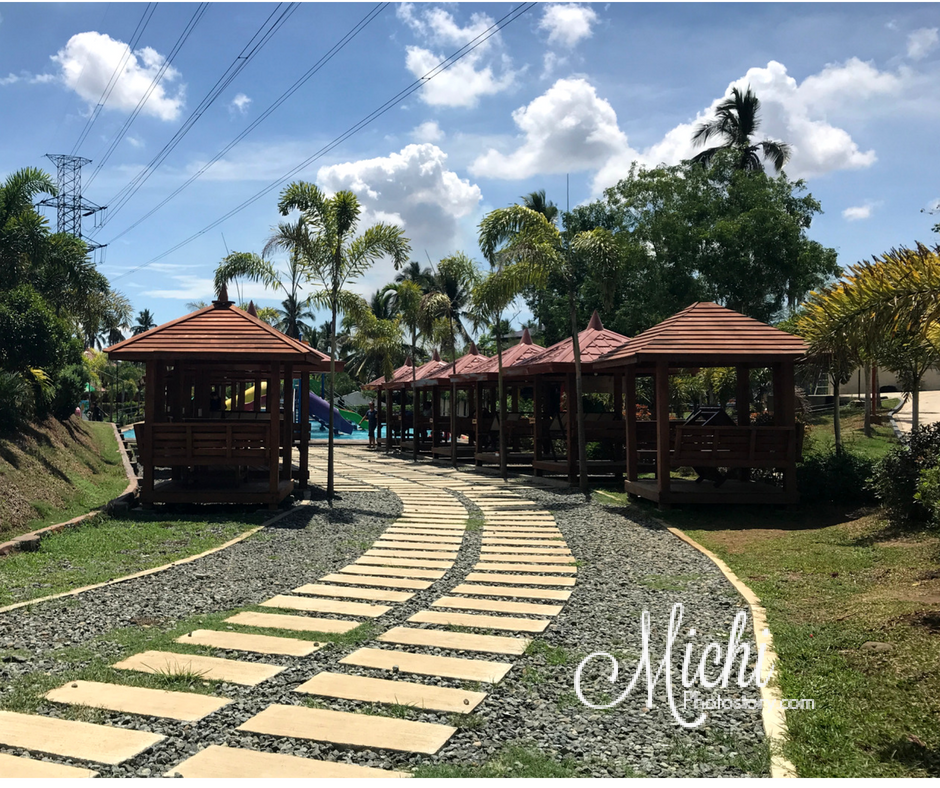 Michi Photostory: Day Trip at Woodside Farm and Waterpark Resort