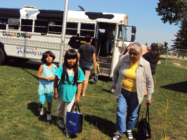 COW Bus at the Reading Club: COW Bus at Ermineskin Elementary School on ...