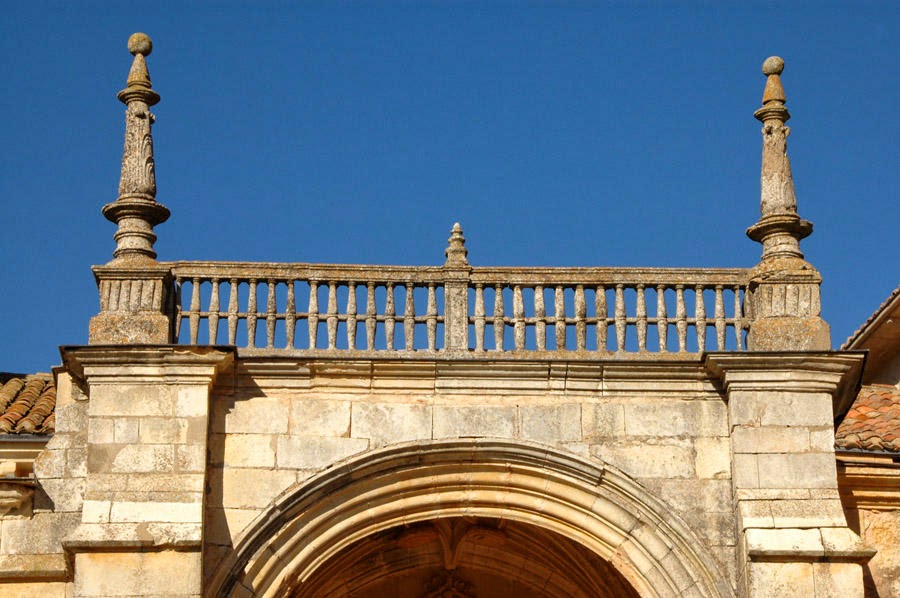 Glosario ilustrado de términos arquitectónicos y constructivos: BALAUSTRADA