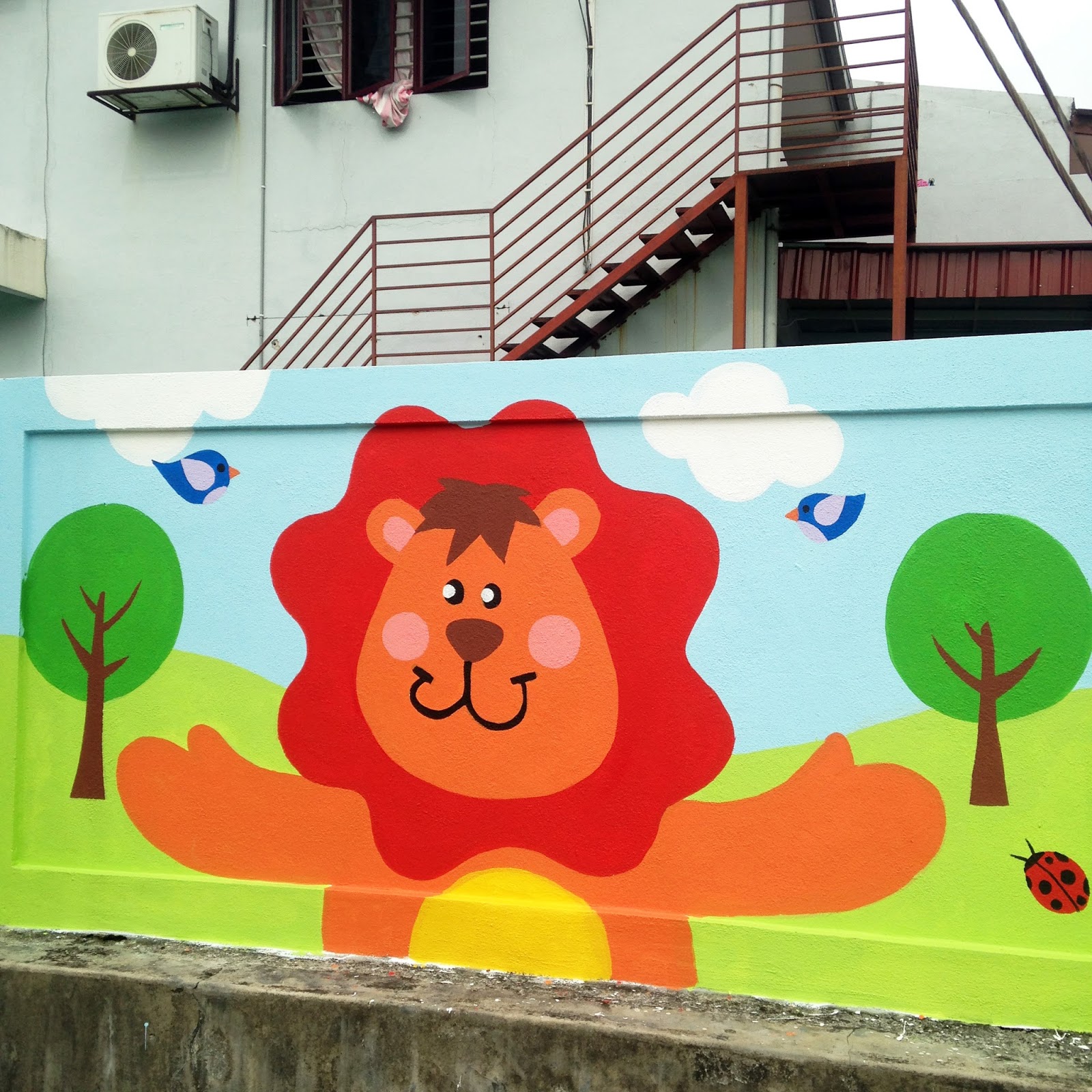 WARNA ARTS: MURAL PLAYFUL CHILD-LIKE CUTE ANIMALS