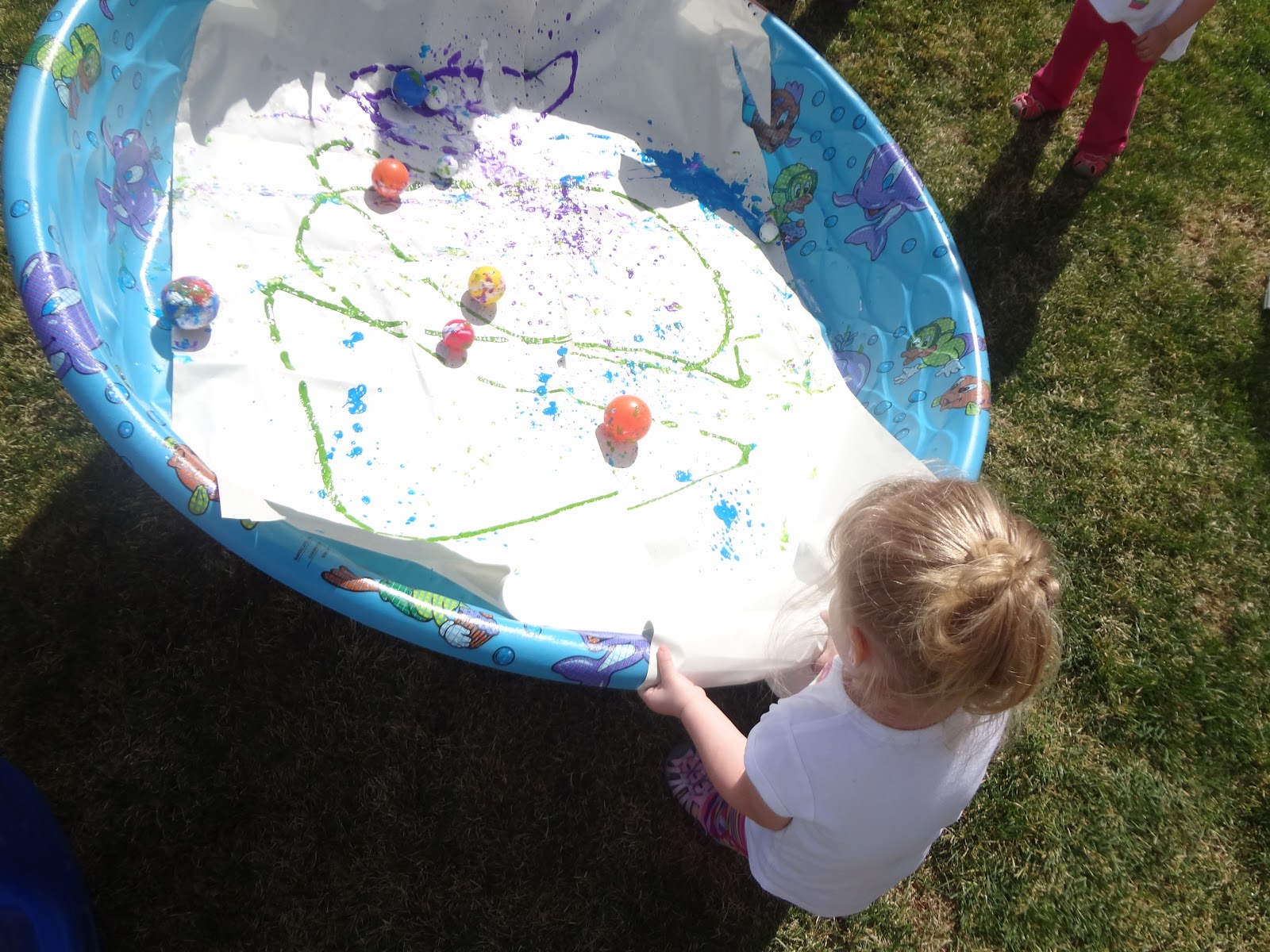 Time for Play: Gigantic Ball Paintings